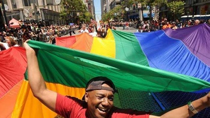 Renungi Dampaknya Jika TNI LGBT, Ngeri Banget - Cahaya Islam