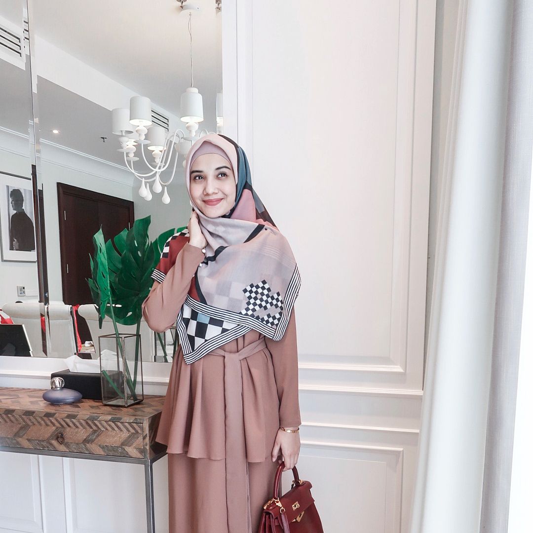 Zaskia Sungkar Akhirnya Hamil, Bukti Allah Menyukai Orang Yang Bersabar ...